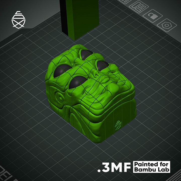 3D Printable PIXEL ALIEN + BODY HOLDER by PipeCox